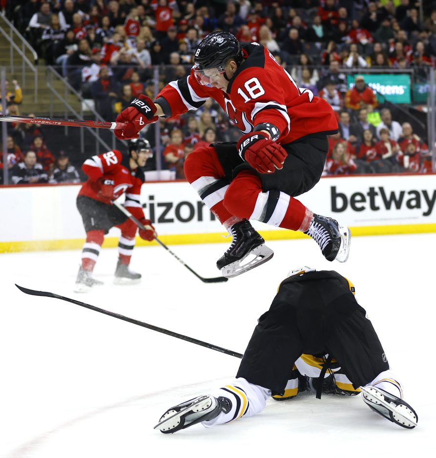 Malkin and Crosby score twice; Penguins keep hope alive - Observer-Reporter